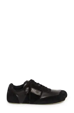 MAISON MARGIELA Low-top Sneakers - Black