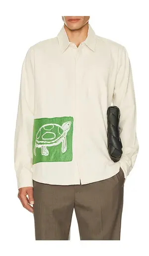 FLANEUR Embroidered Turtle Shirt In Cream