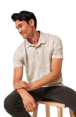 Travis Mathew Featherweight Sun Polo