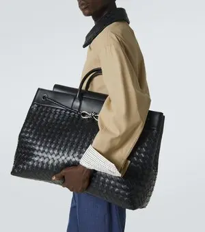 Bottega Veneta Andiamo Voyager Large Leather Tote Bag - Black