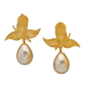 DHWANI BANSAL Zooni 22k Baroque Pearl Earrings - Gold Plated