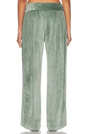 PRISCAVERA Velour Track Pant