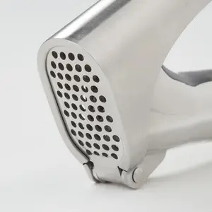 ROSLE Stainless Steel Slim Mincing Garlic Press