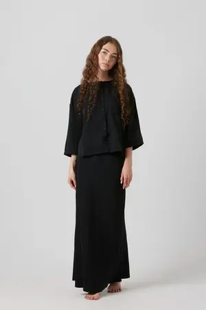 BY TESS COLLECTION Mari Maxi Skirt - Black
