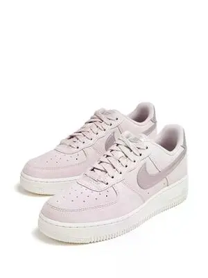 Nike Air Force 1 07 Sneakers - Pink