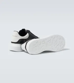 Alexander McQueen Oversized Leather Sneakers - Black