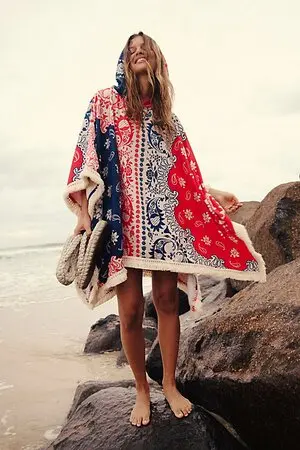 Free People Agua Bendita Delailah Poncho - Assort