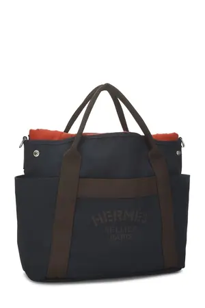 Hermès Canvas Sac De Pansage Grooming Bag