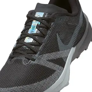 Nike Kiger Trail Running Shoes