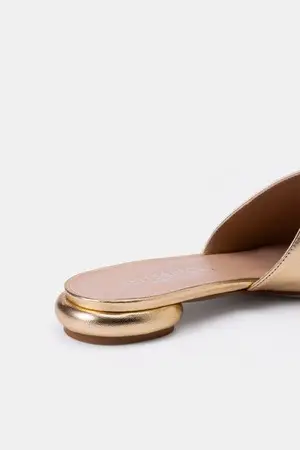 BELLS & BECKS Ana Pointy Toe Mule With Bow