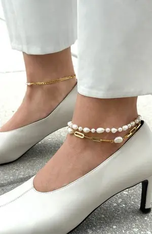 ST. MORAN Freshwater Pearl Station Anklet - White