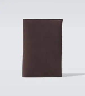 THE ROW Leather Passport Holder - Brown