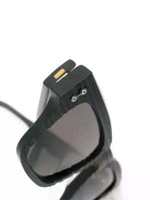 AKONI Square Frame Sunglasses