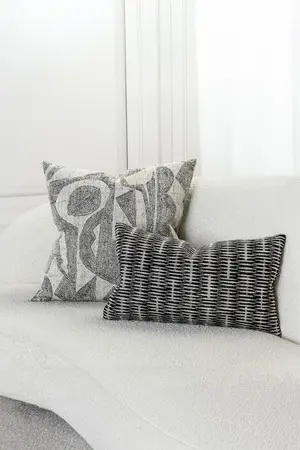 Elaine Smith Influence Indoor & Outdoor Woven Accent Pillow
