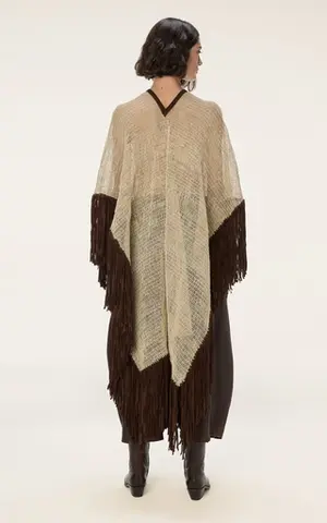 CURATORIA Viento Long Poncho - White