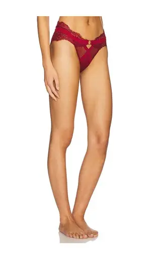 THISTLE AND SPIRE Minna Thong In Red,burgundy - Ruby