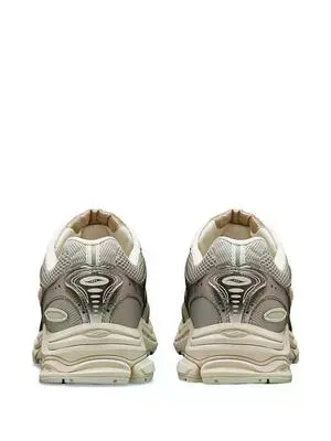 Saucony Progrid Triumph 4 Panelled Sneakers - Neutrals