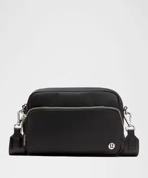 Lululemon Everywhere Crossbody Bag 3l - Black/silver
