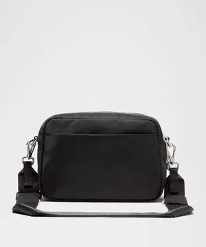 Lululemon Everywhere Crossbody Bag 3l - Black/silver