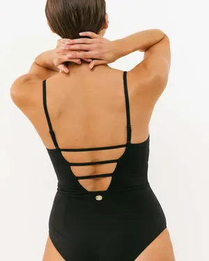 BILIBLOND Kenya One Piece