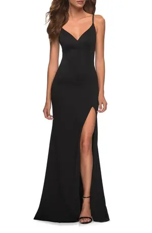 La Femme Jersey Gown With V-neckline And Slit - Black