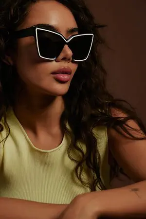 Women's Oversized Cat Eye Sunglasses