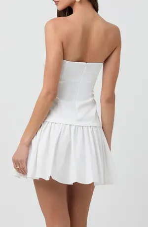 Astr The Label Strapless Mixed Media Mini Dress - White