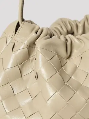 Bottega Veneta Dustbag Intrecciato Calfskin Bucket Bag With Drawstring - Ecru