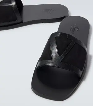 Valentino Garavani Viva Superstar Leather And Suede Slides