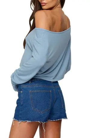 EDIKTED One-shoulder Long Sleeve Crop Top