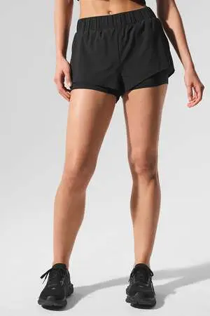 Alo Yoga Sport Star Short - Black