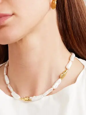 Pacharee Birch Pearl Necklace