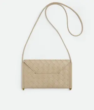 Bottega Veneta Intrecciato Calf Leather Phone Pouch - Ecru