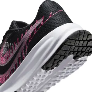 Nike Run Defy Road Running Shoes