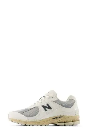NEW BALANCE Gender Inclusive 2002r Sneaker - Linen/raincloud