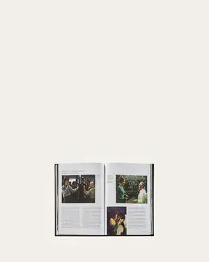 GRAPHIC IMAGE Martin Scorsese: A Retrospective" Leather-bound Book Tom Shone