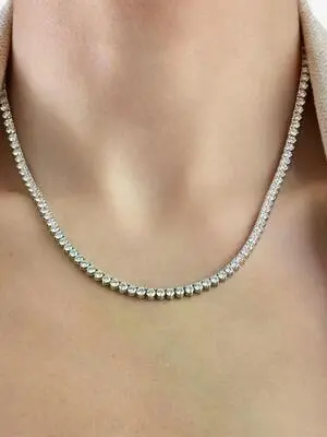 JEWELS AFICIONADO 18k White Gold Diamond Noa Necklace