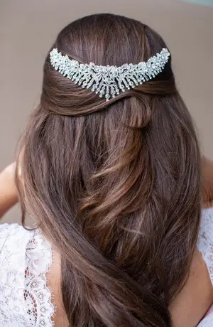 Brides & Hairpins Hessa Austrian Crystal Crown - Silver
