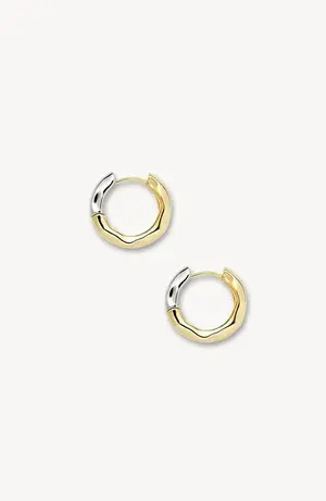 MACHETE Petite Wavy Hoops - Gold