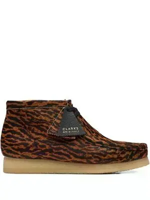 Clarks Originals Wallabee Boots - Brown