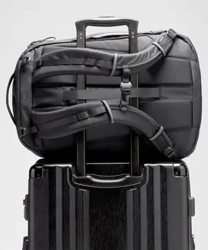 Lululemon Triple Zip Backpack 28l - Black/graphite Grey