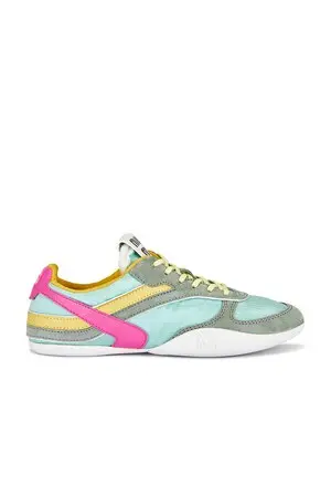 Miu Miu Sneaker