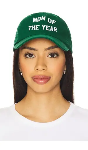 FAVORITE DAUGHTER Mom Of The Year Baseball Hat - Green