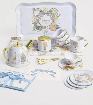 Harrods 17-piece 4-person Tea Time Set