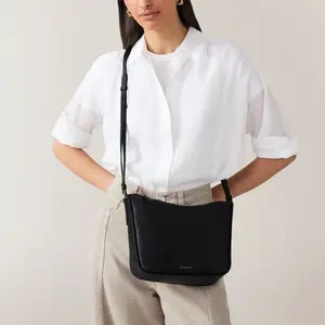 RADLEY Oak Street Ziptop Crossbody - Black