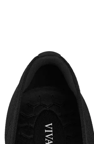 Vivaia Round-toe Platform Loafers - Black