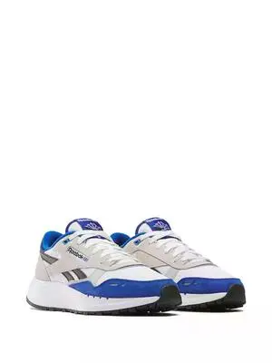 REEBOK Classic Sneakers