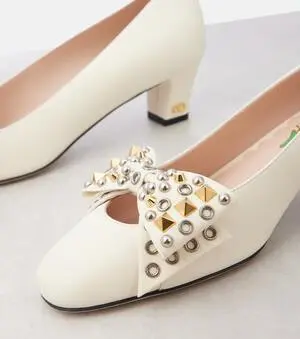 Valentino Garavani Bowow 45 Studded Leather Pumps
