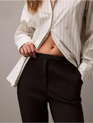 Calvin Klein Smooth Cropped Pants