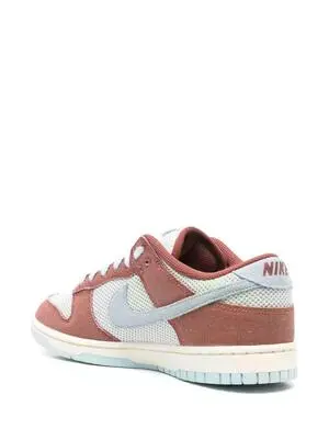 Nike Dunk Low Sneakers